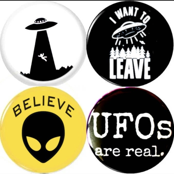 Unlisted | Accessories | Alien Ufo Set Of 4 New Large 225 Inch Pins ...